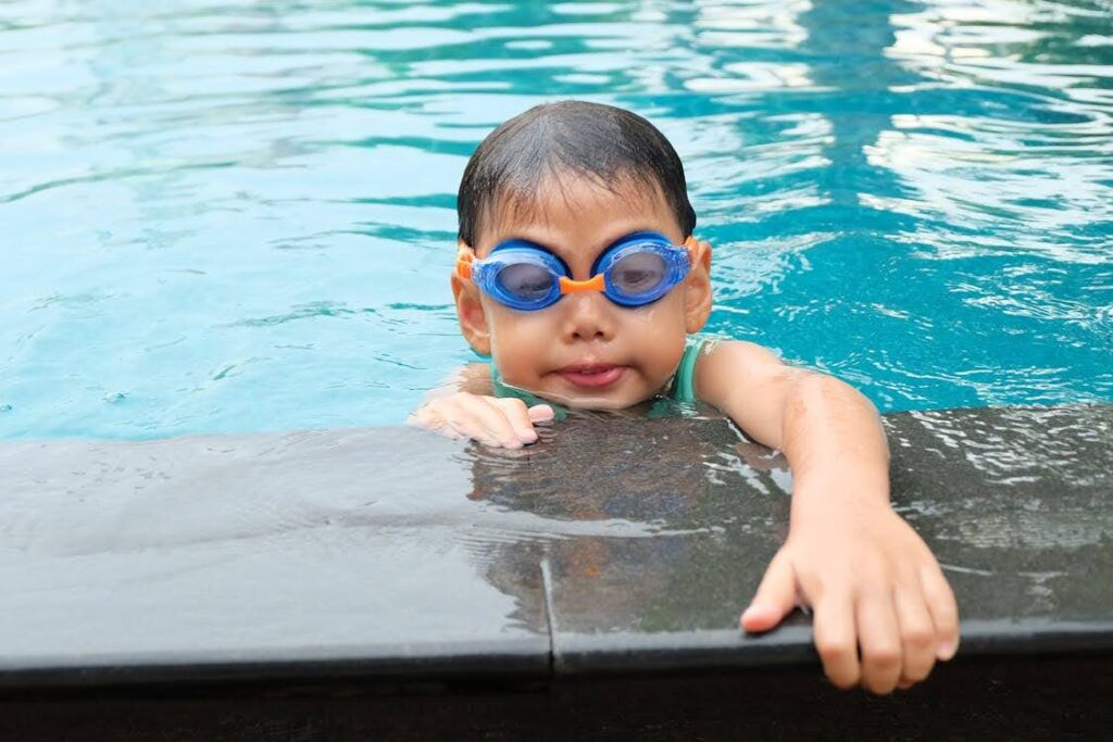 20 Pro Tips On How To Swim Faster In No Time