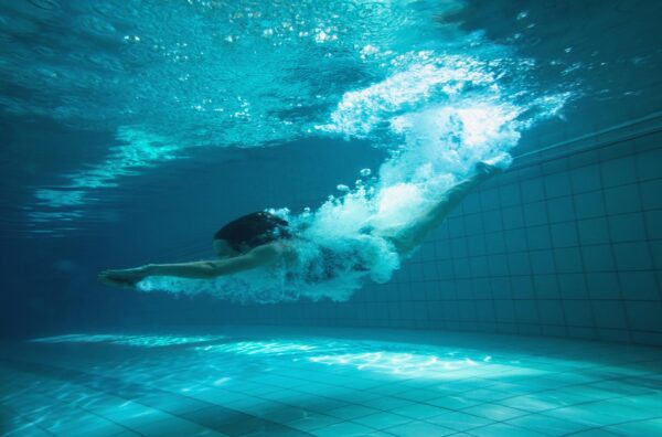 13 Reasons Why You Should Shower Before And After Swimming In Pools