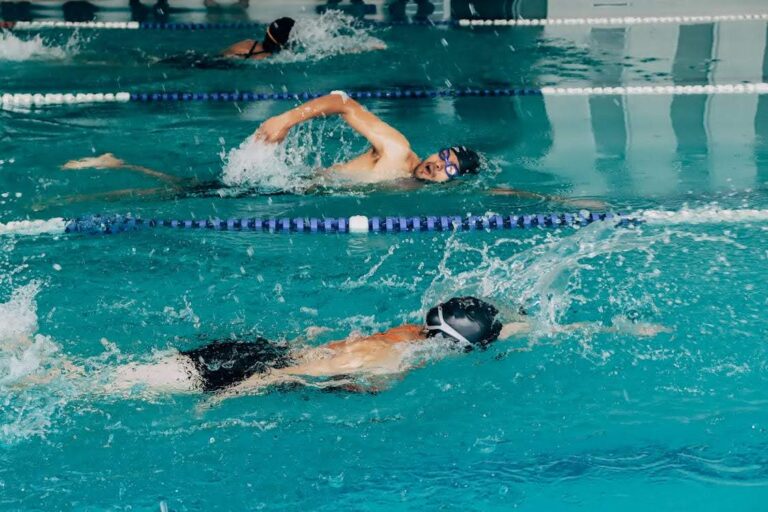 Mastering The Front Crawl: Improving Technique, Tips, And Training