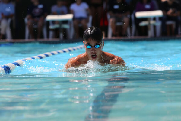 Improve Your Running with These 7 Swim Workouts (with Workout Details)