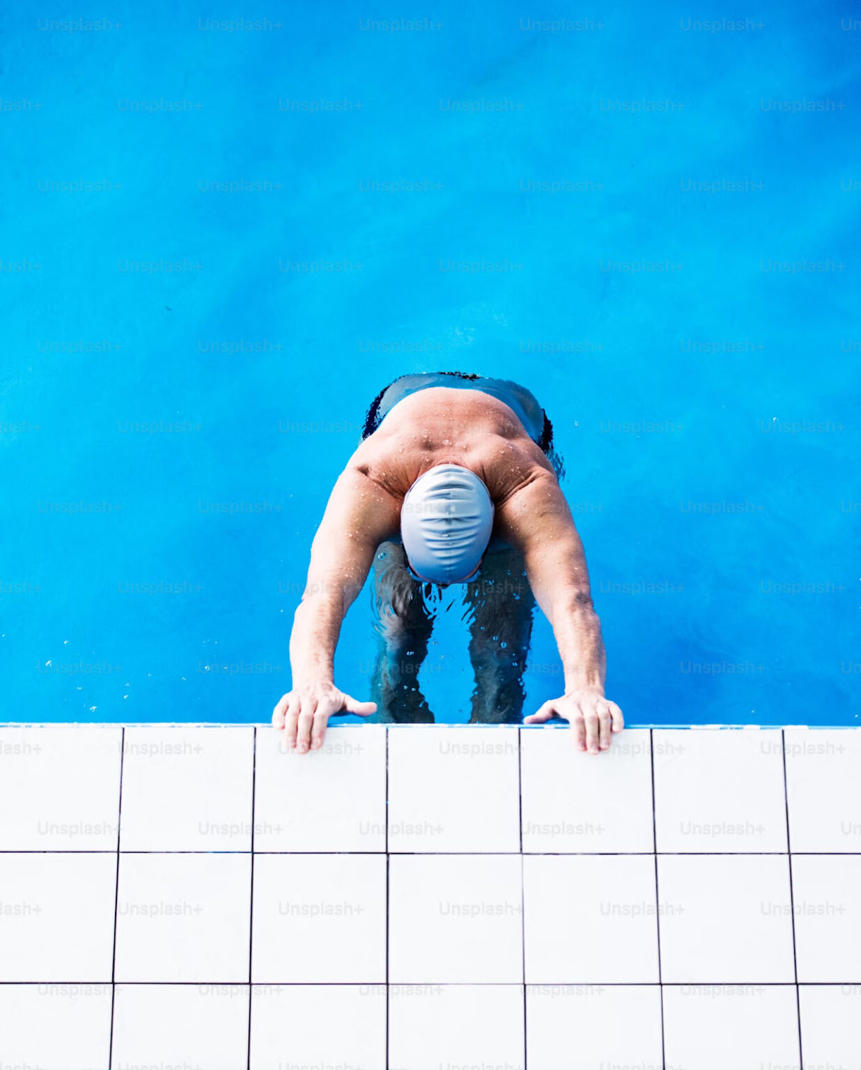 How to Kick in Swimming: A 6 Step Guide For Better Technique