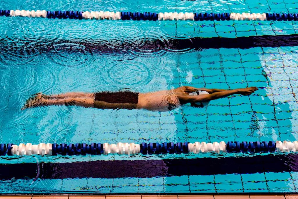 11 Easy Swimming Drills For Beginners