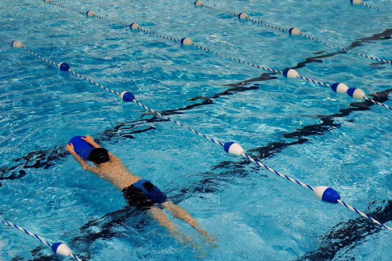 Swimming Paddles: The Ultimate Guide To Hand Paddles For Swimming